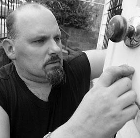 Schley home bugs out neighbors – Bronx Times