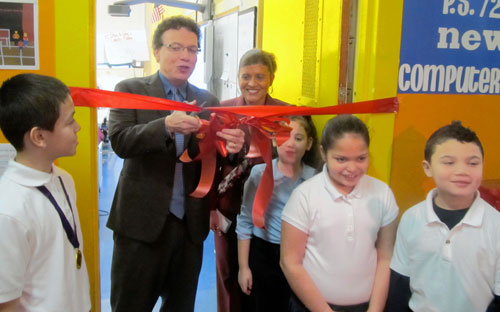 New computers for P.S. 72 – Bronx Times