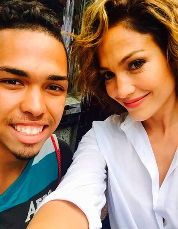 Teen petitions J.Lo’s help to create Bronx performing arts program and ...