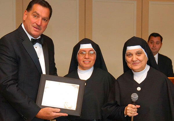 Sisters, Servants of Mary Serve Luncheon – Bronx Times
