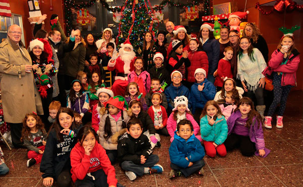 P.S. 304 Hosts Christmas Tree Lighting – Bronx Times