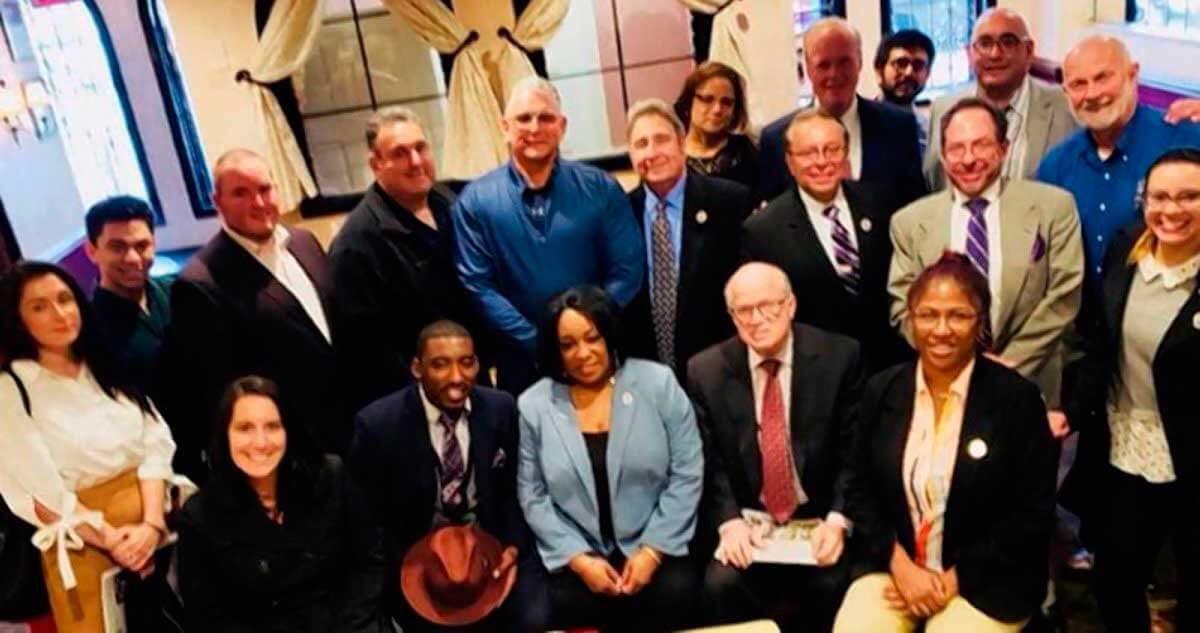 Gjonaj, Chamber Meet With BIDS, Merchants – Bronx Times