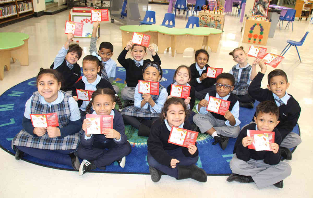 NYPL celebrates 125th anniversary with Santa Maria School – Bronx Times
