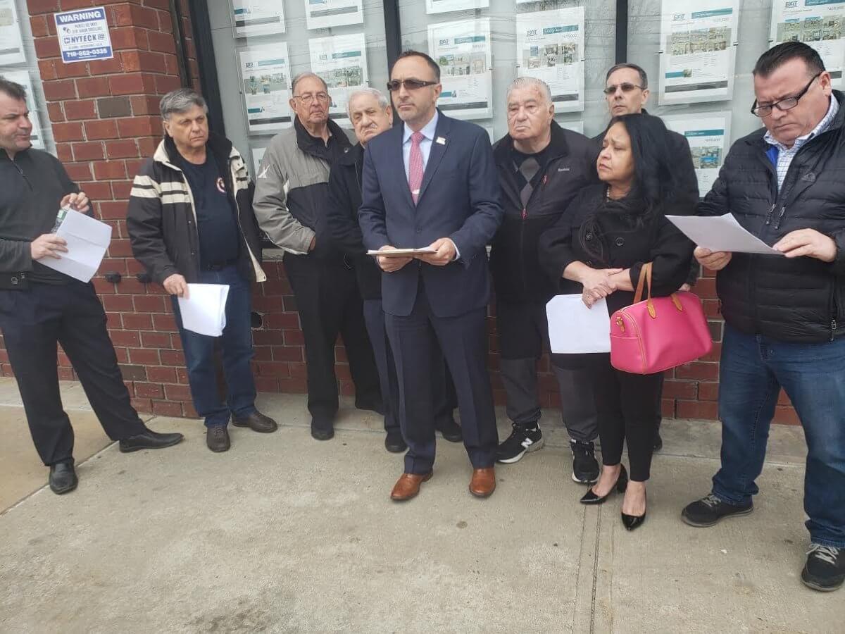 Realtor Claims Deception took Place at 2500 WBRD – Bronx Times Realtor Claims Deception took Place at 2500 WBRD – Bronx Times