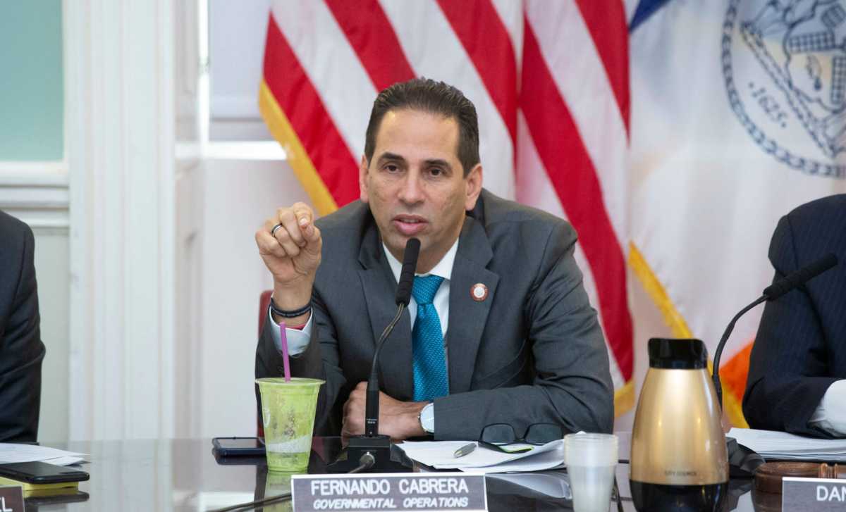 Cabrera Calls for DOE to distribute laptops to Students – Bronx Times