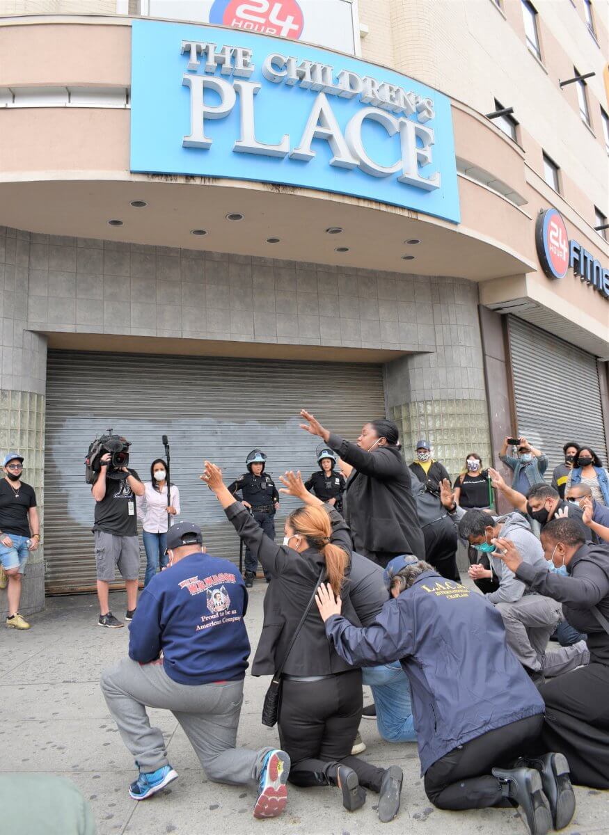 PHOTOS: Local leaders push for ‘peaceful protests’ on Fordham Road ...