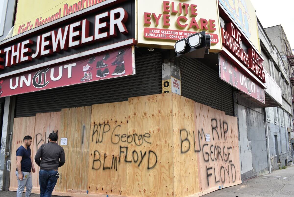 PHOTOS: Local leaders push for ‘peaceful protests’ on Fordham Road ...