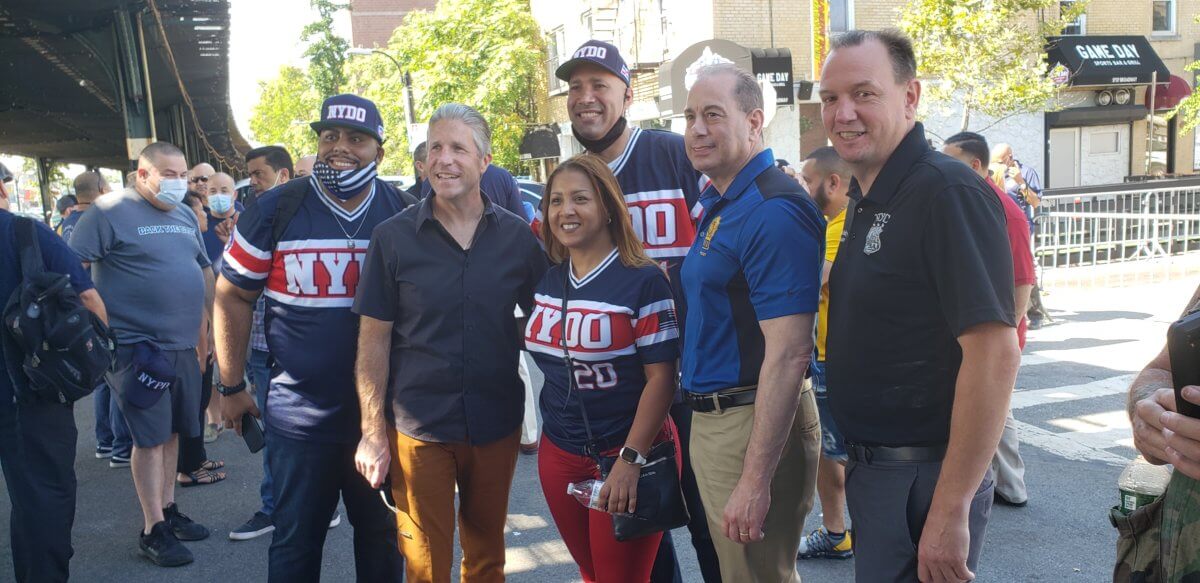 Bronx police supporters hold peace and unity march for the NYPD – Bronx ...