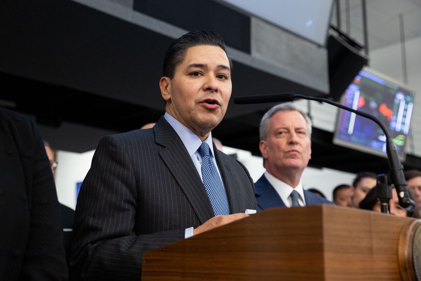 NYC Schools Chancellor Carranza resigns after 3 years; Bronx ...