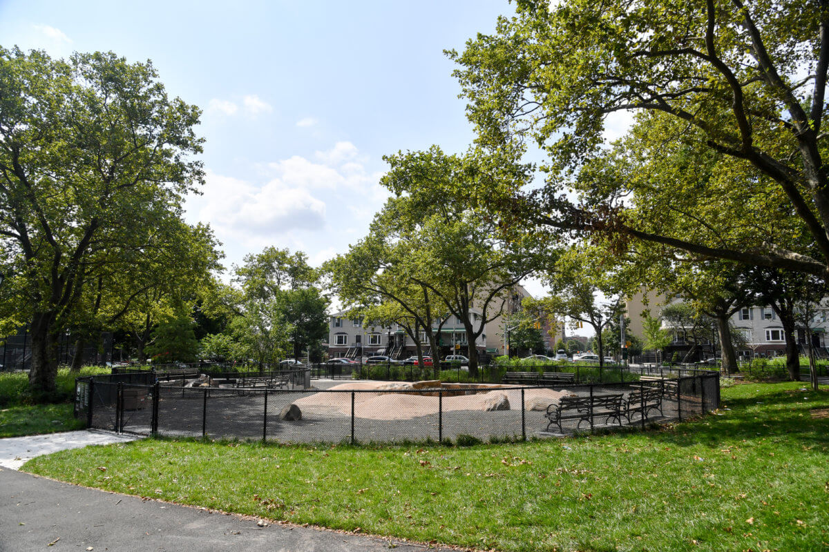Parks Department announces $42.6 million in improvements to Bronx parks ...