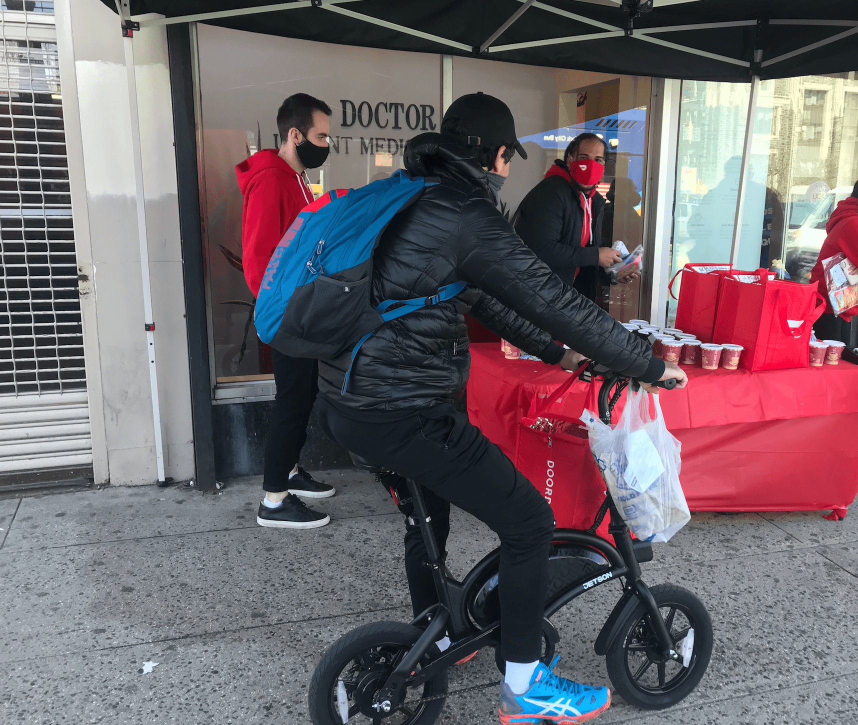 DoorDash hosts pop-up with Nino de la caridad in the Bronx – Bronx Times