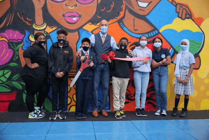 New outdoor play space unveiled at Bronx middle school – Bronx Times