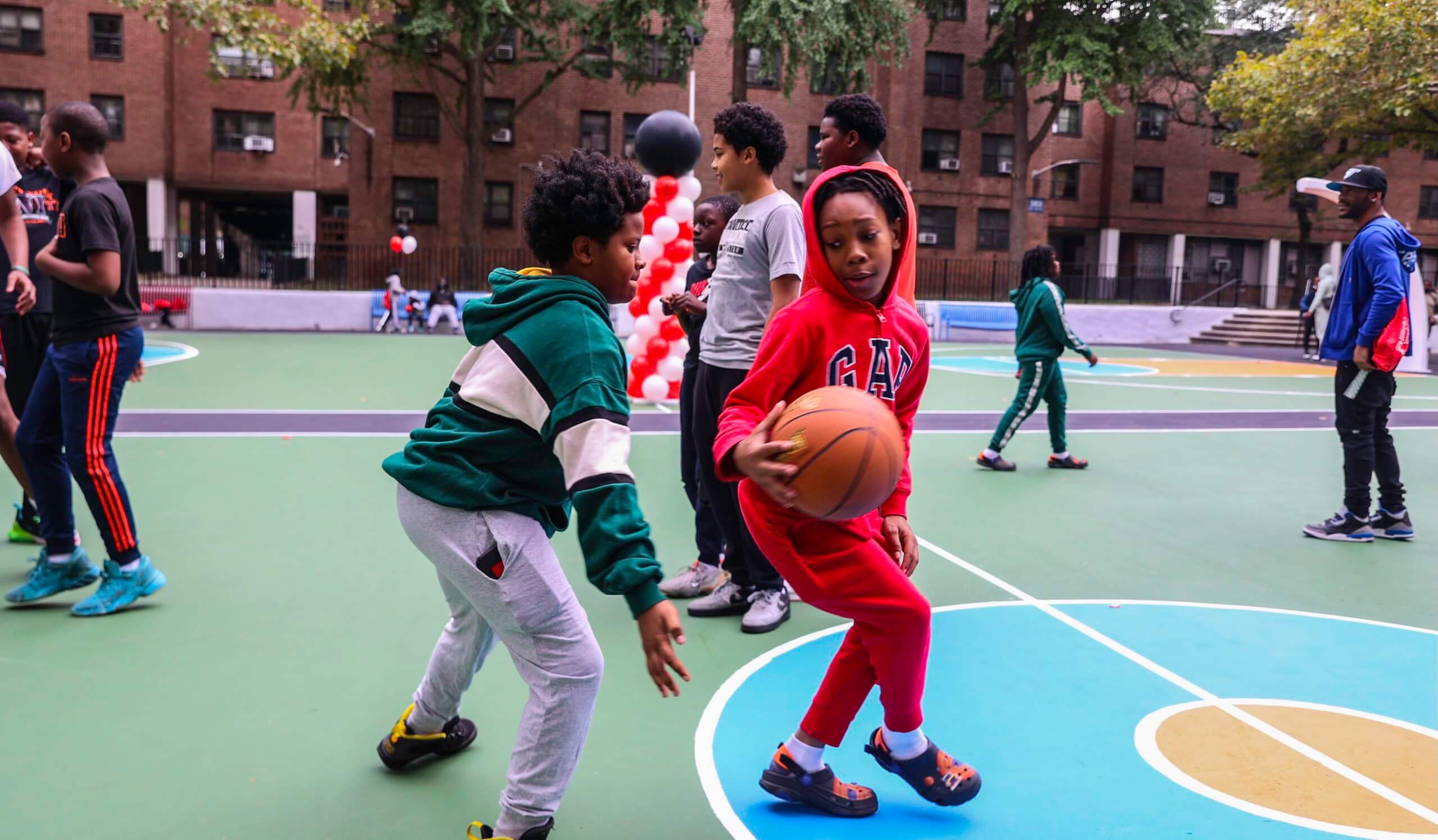 Promising NYC ballers make shots, memories in KIPP basketball ...
