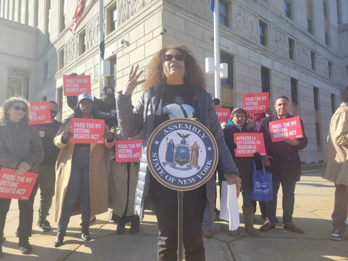 Lawmakers and advocates call on Legislature to pass New York voting ...