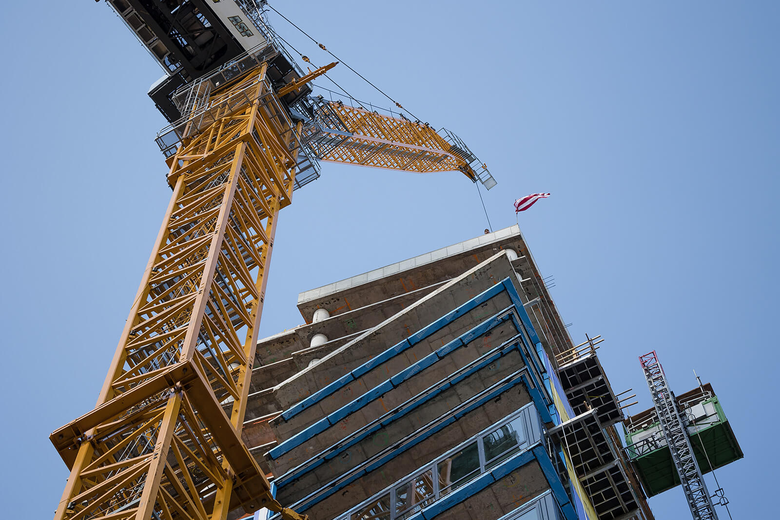 Maven, Mott Haven’s 27-story housing project, will open its doors in ...