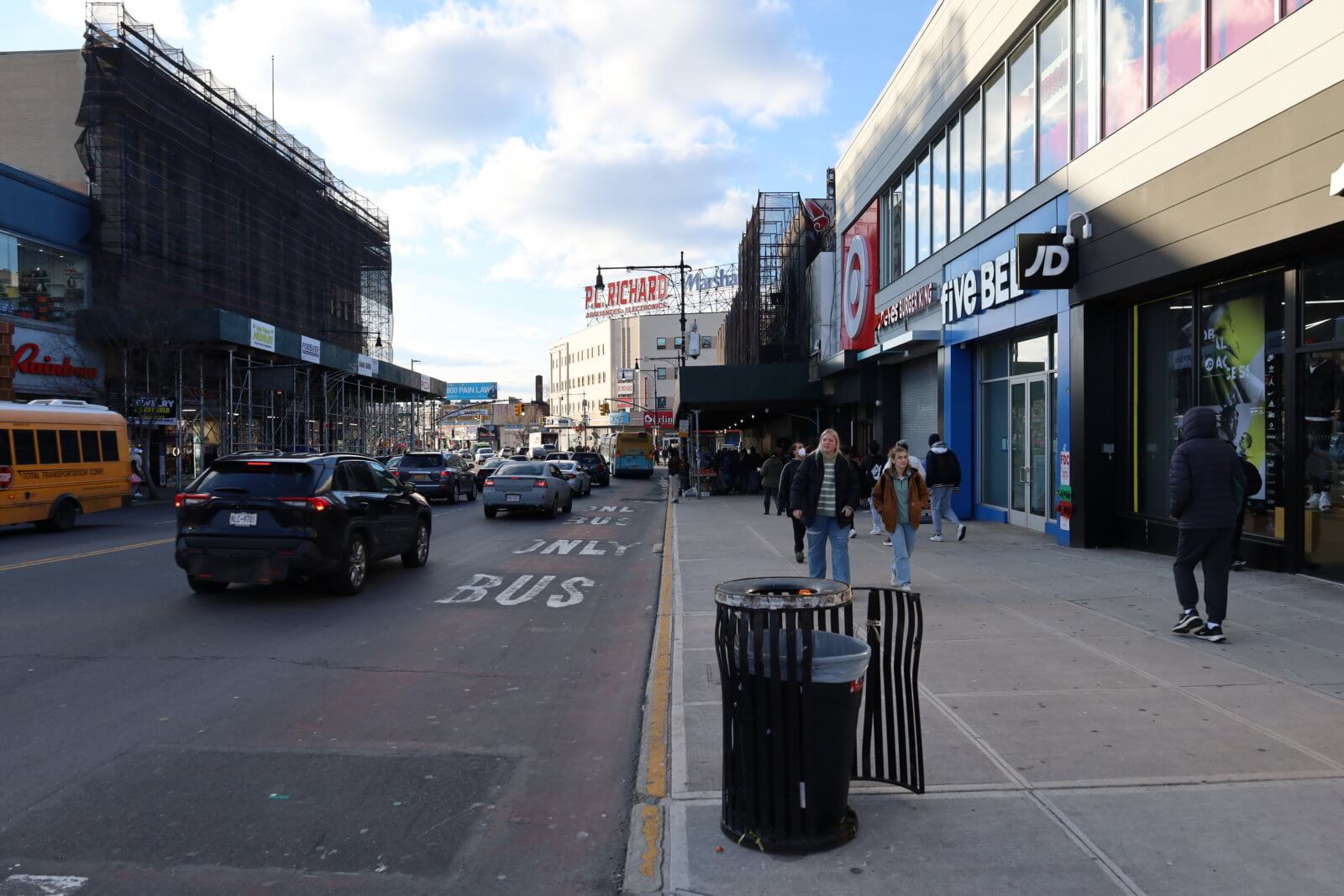 Fordham Road BID’s new security program hopes to drive down crime in ...