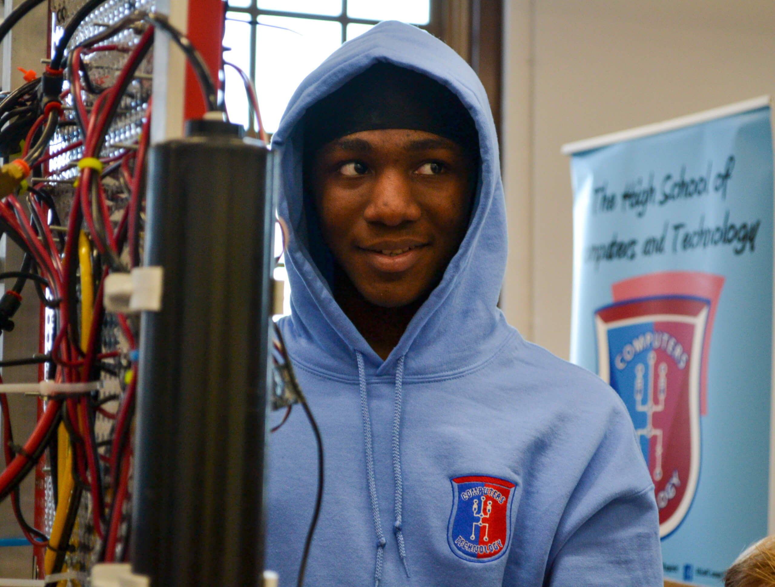 PHOTOS | Robotics team at Computers and Tech High gets ready to compete in regionals – Bronx Times