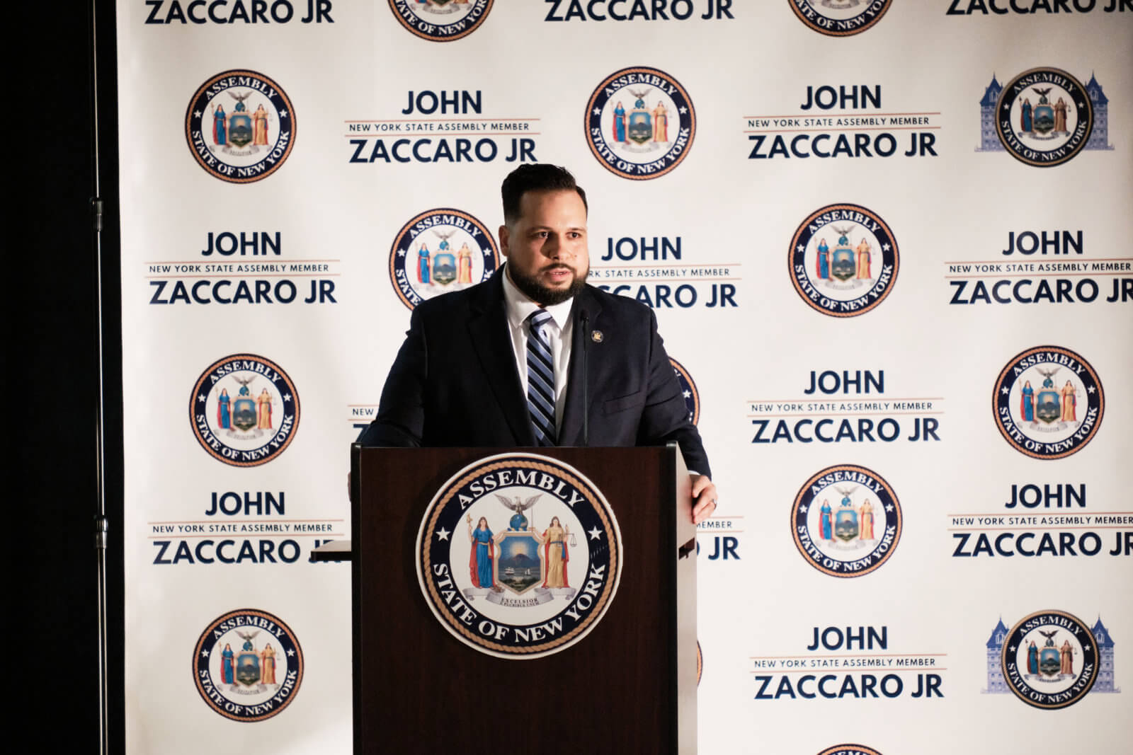 PHOTOS | Zaccaro Jr. sworn into East Bronx Assembly seat at Jacobi ...