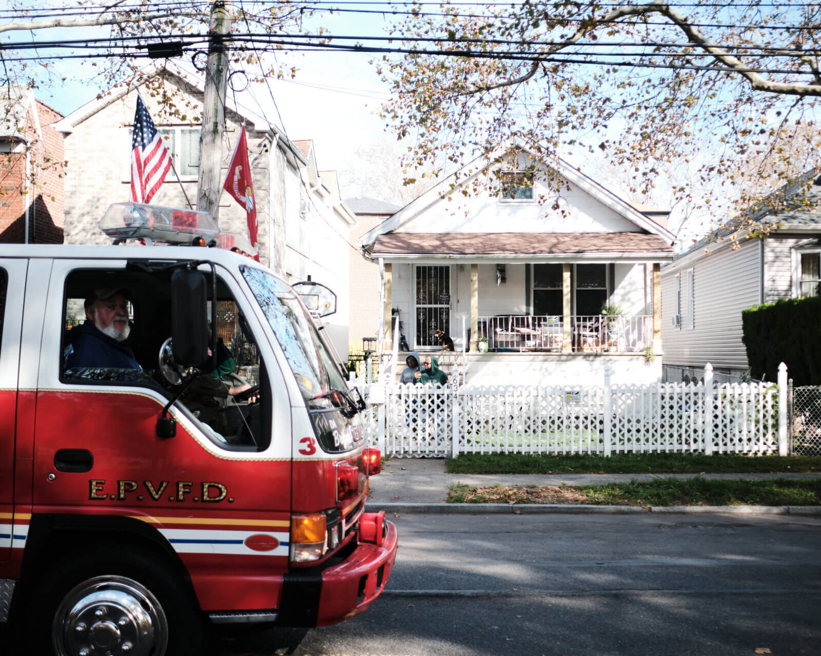 A moment of respect: Bronxites honor valor of Vietnam vets during ...