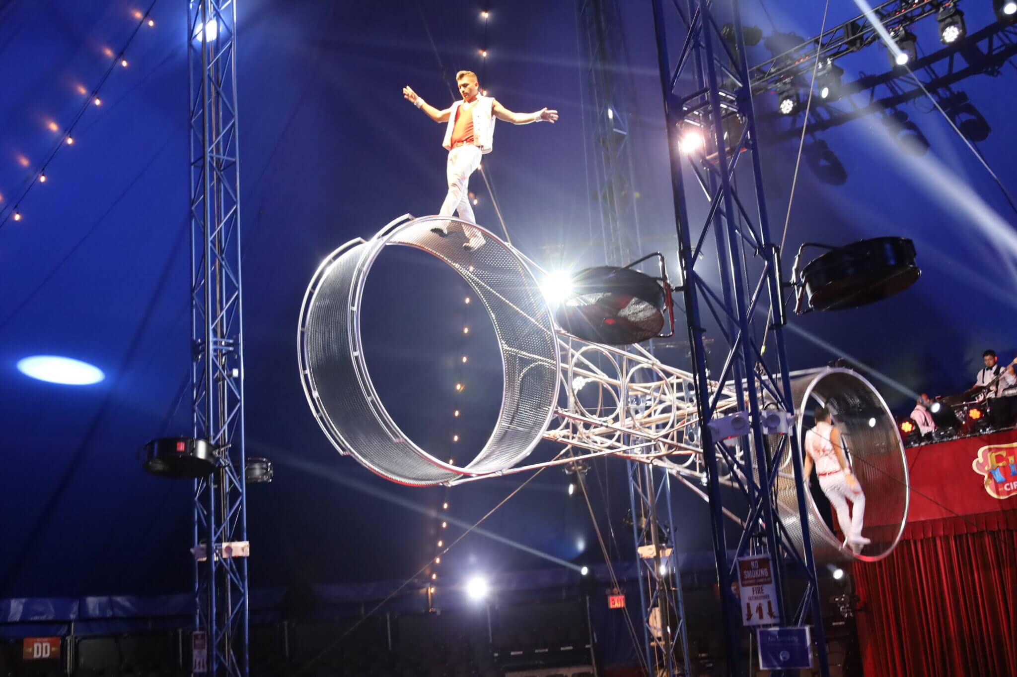 From stunts to laughs, Flip Circus wows audiences at Bay Plaza – Bronx ...