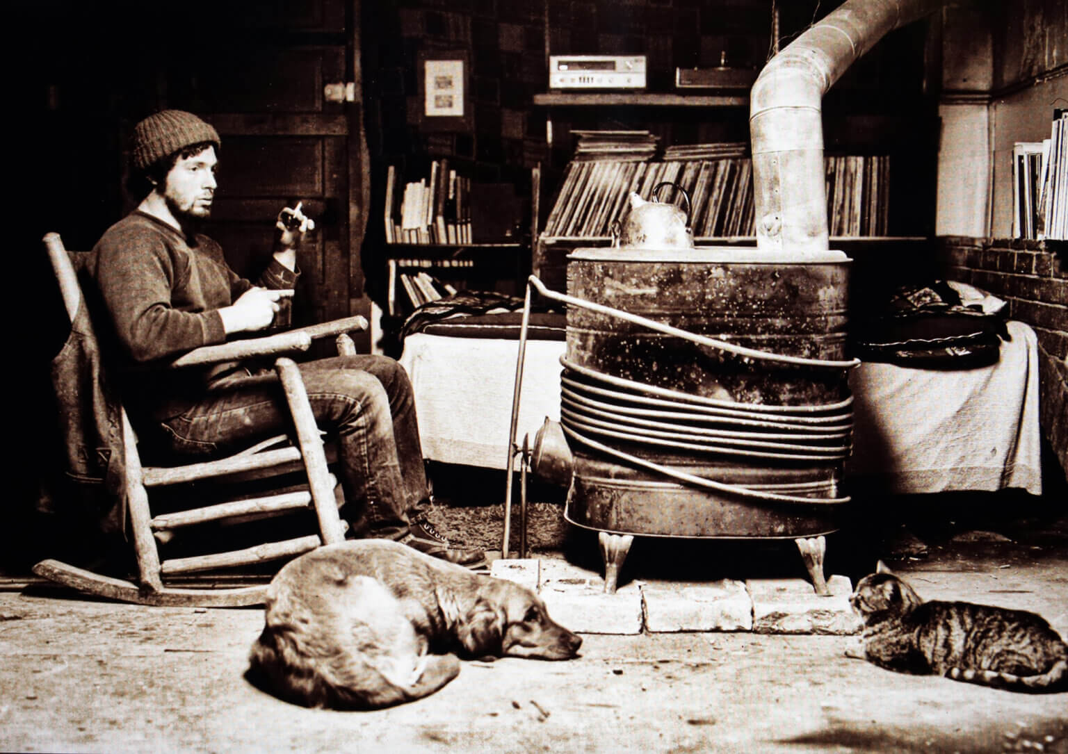 Gallerist and artist makes his living on City Island for nearly half a ...