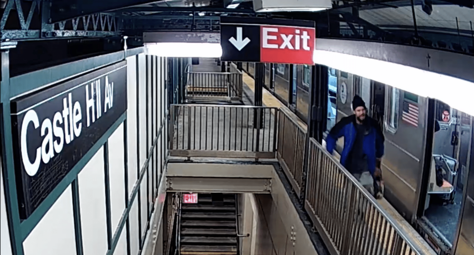 Police seek suspect who robbed 6 train passenger at knifepoint near ...