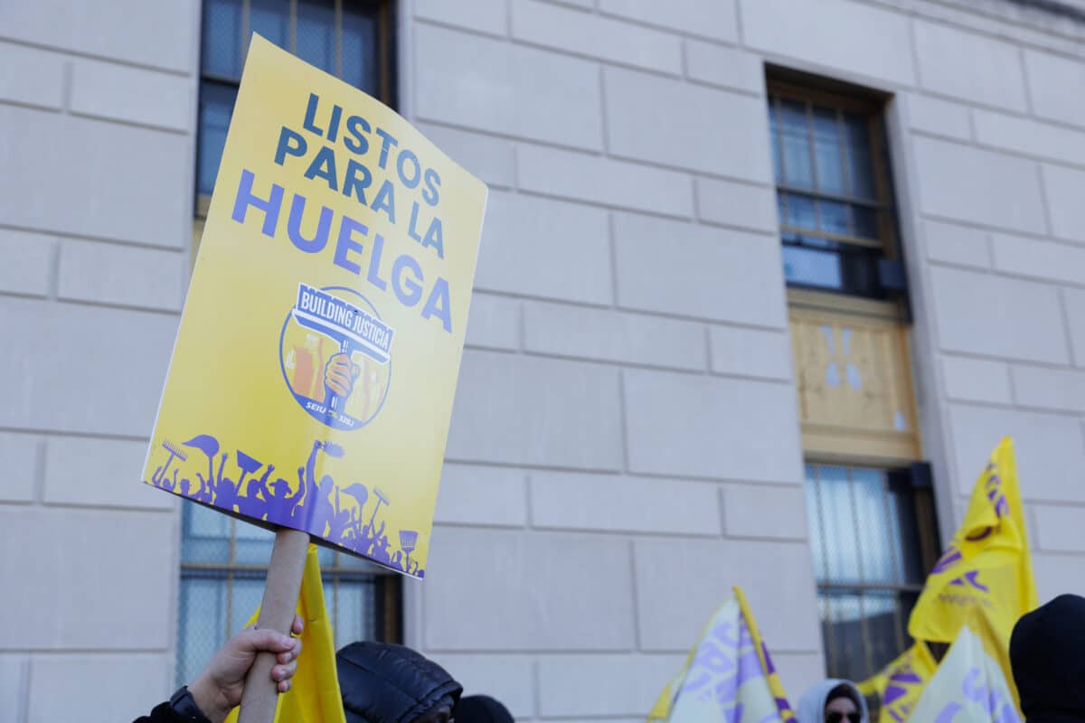 Bronx residential workers threaten to strike if BRAB reopens contracts ...