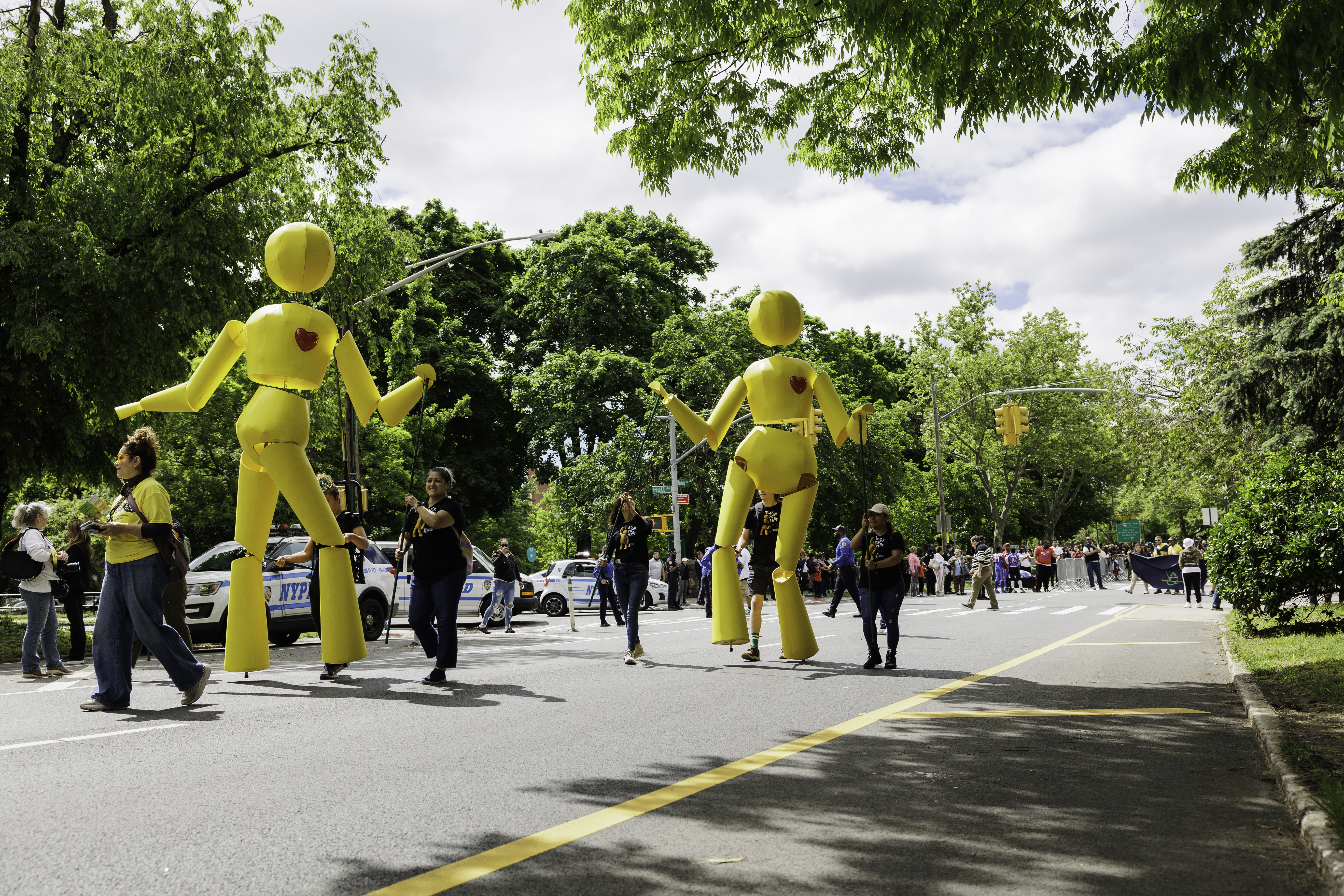 PHOTOS | Bronx Week Parade – Bronx Times