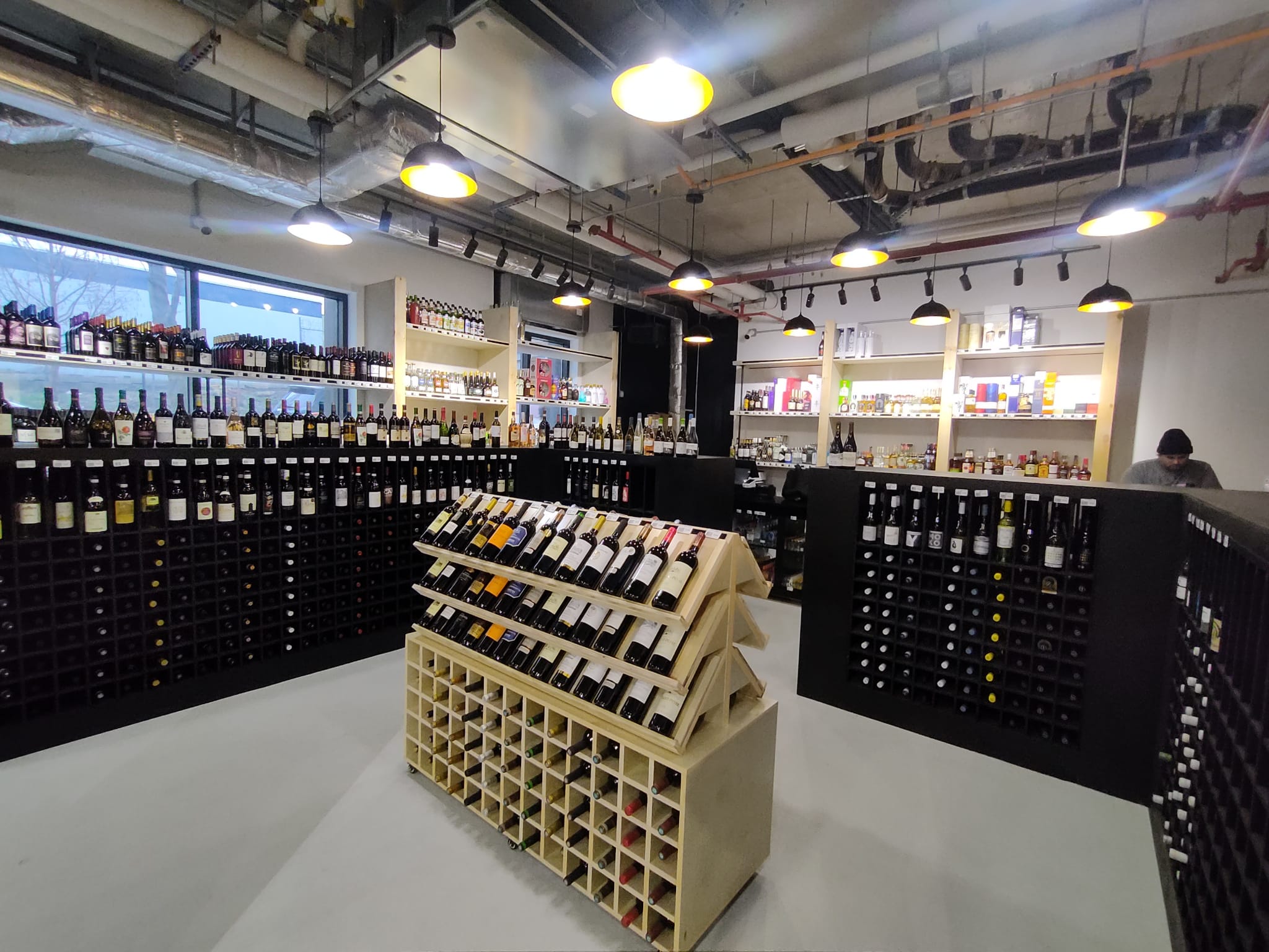 Mott Haven Spirits opens, brings a touch of luxury to the Bronx – Bronx ...