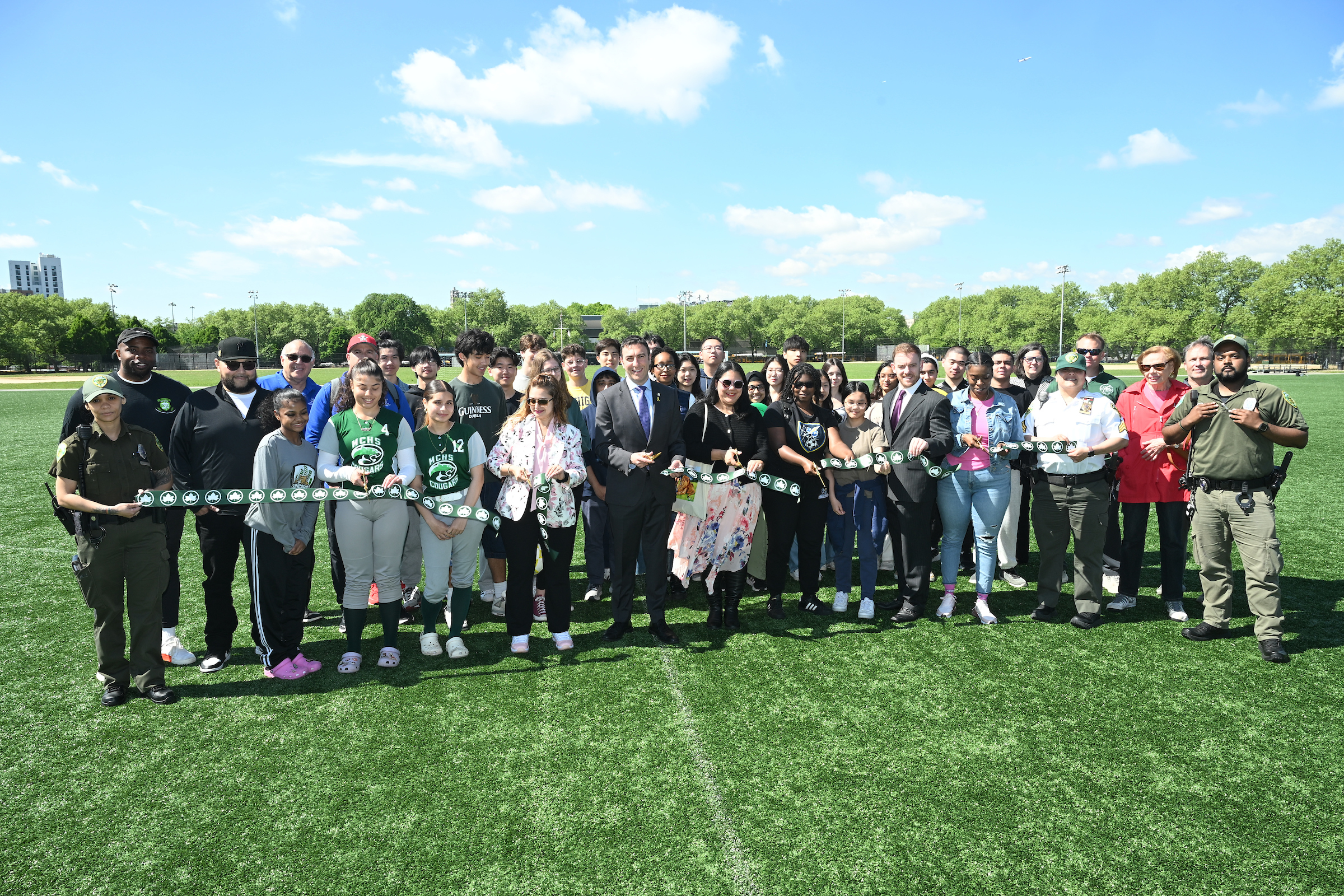 NYC Parks unveils $2.6 million turf field upgrade at popular park in ...
