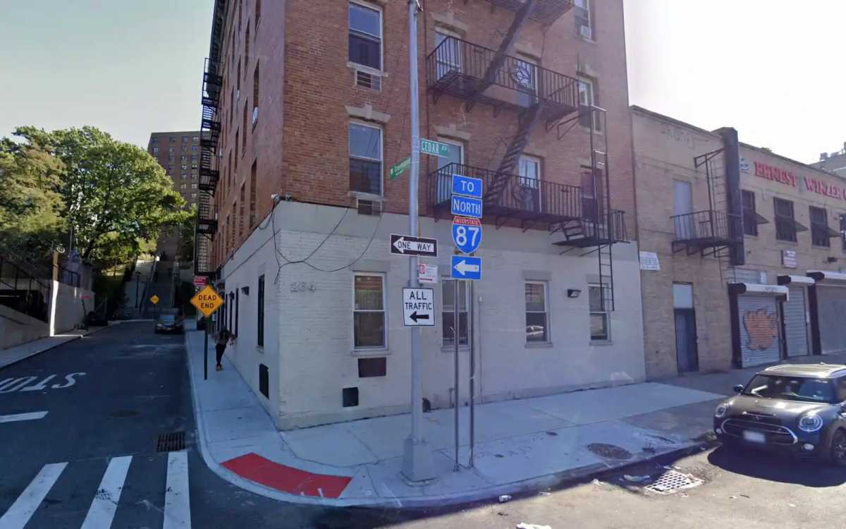 Man, 22, fatally shot in the head in early-morning Bronx attack: NYPD ...