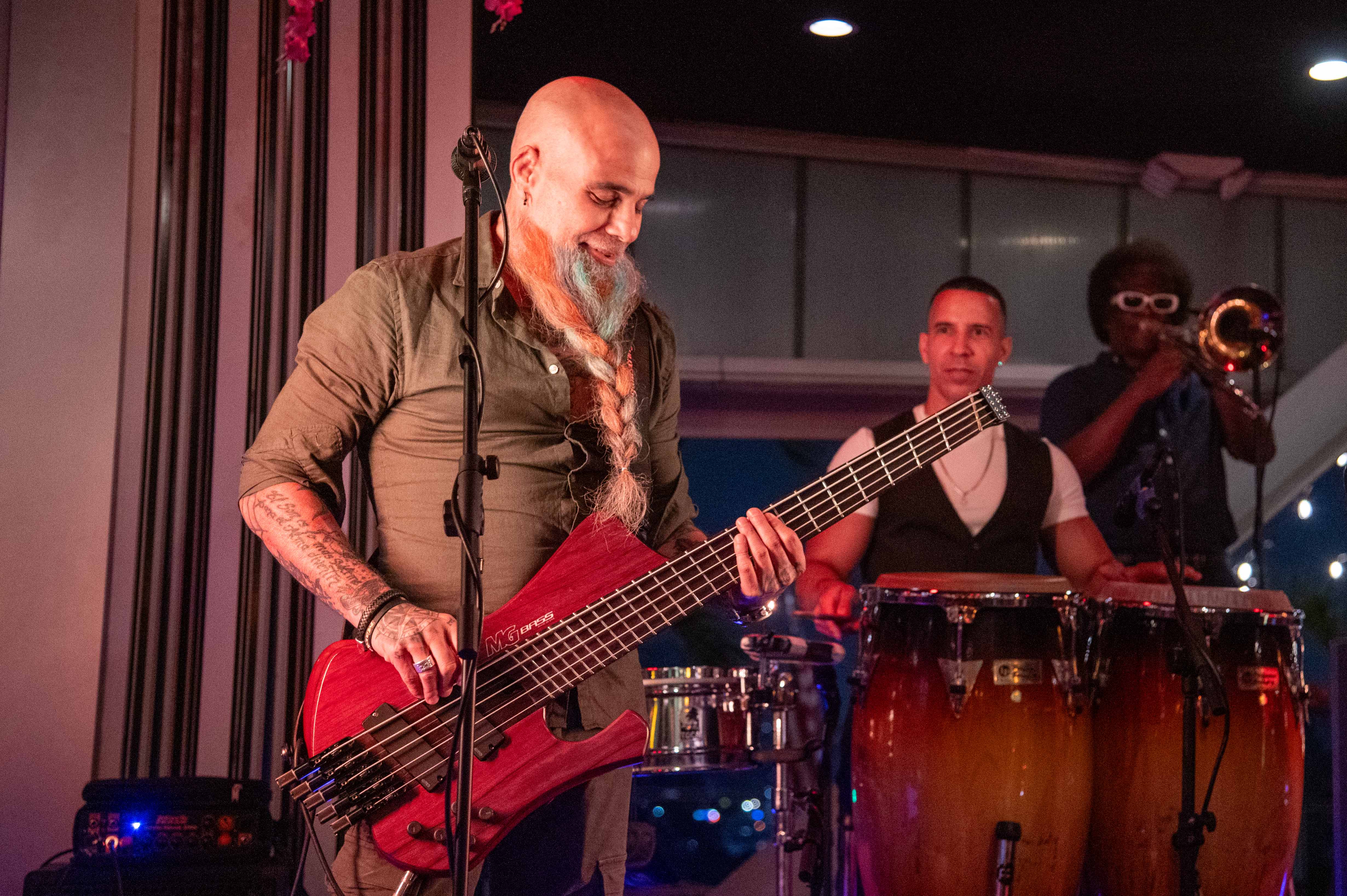 Bronxites say goodbye to Zona De Cuba after six years to make way for ...